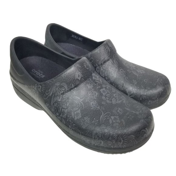 CROCS | Shoes | Crocs Womens 8 Black Floral Print Slip On Neria Pr | Poshmark